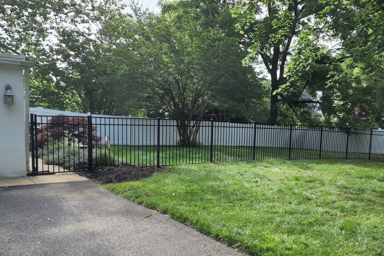 Coatesville’s Best Choices For Vinyl-Coated Chain-Link Fence